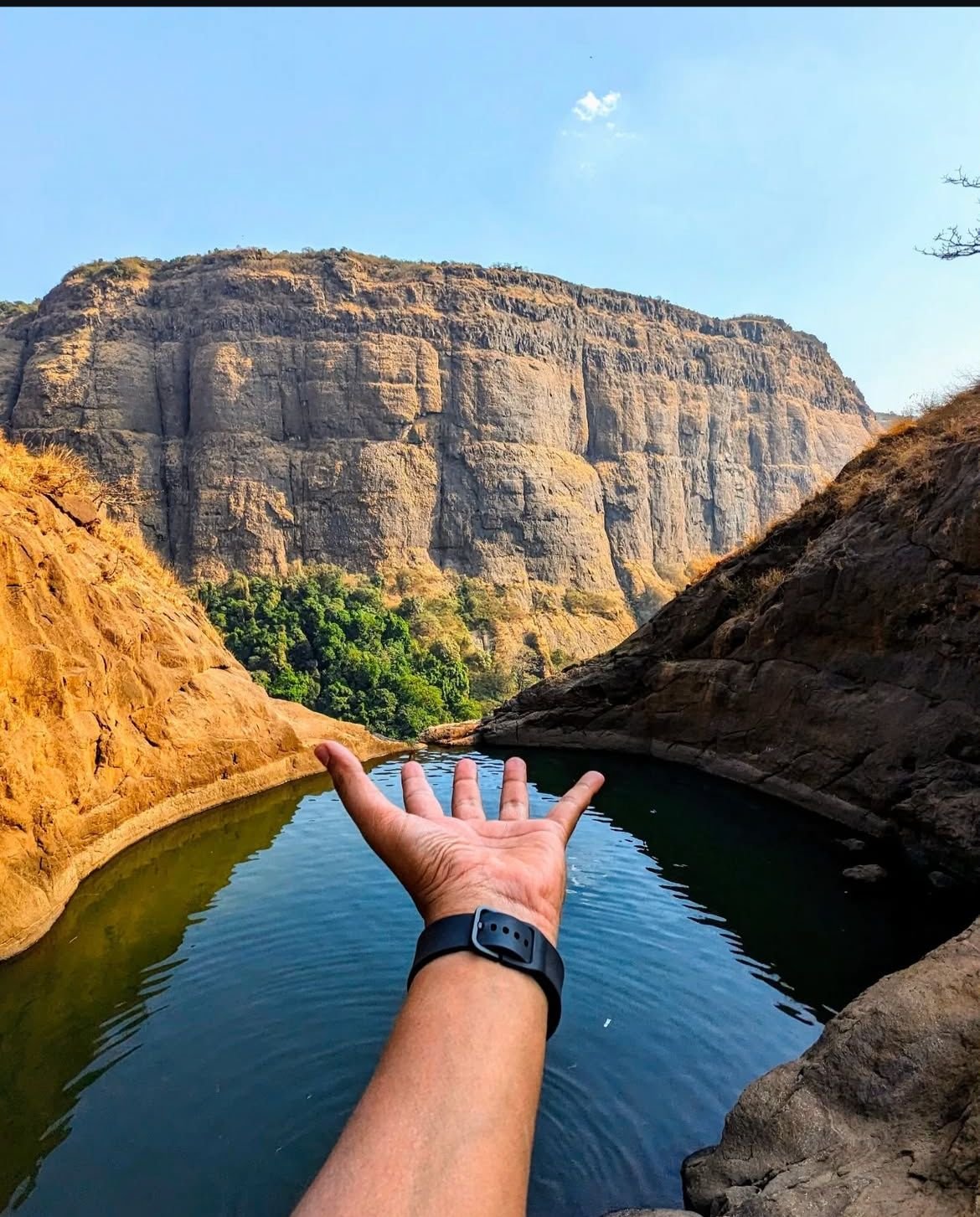 EKOLE VALLEY ONE DAY TREK🌳🏞️ - United Travellers of India